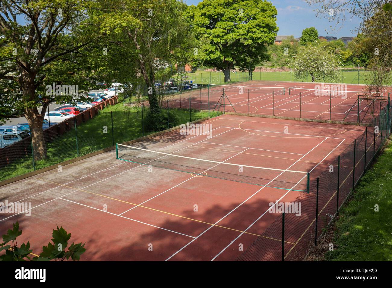 English tennis court hi-res stock photography and images - Alamy