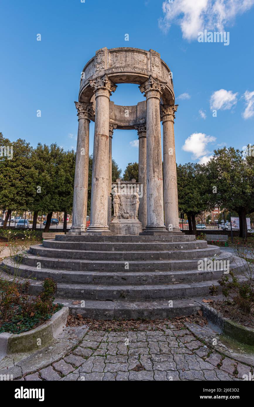 Isernia, Molise. Monument to the fallen of the First World War Stock ...