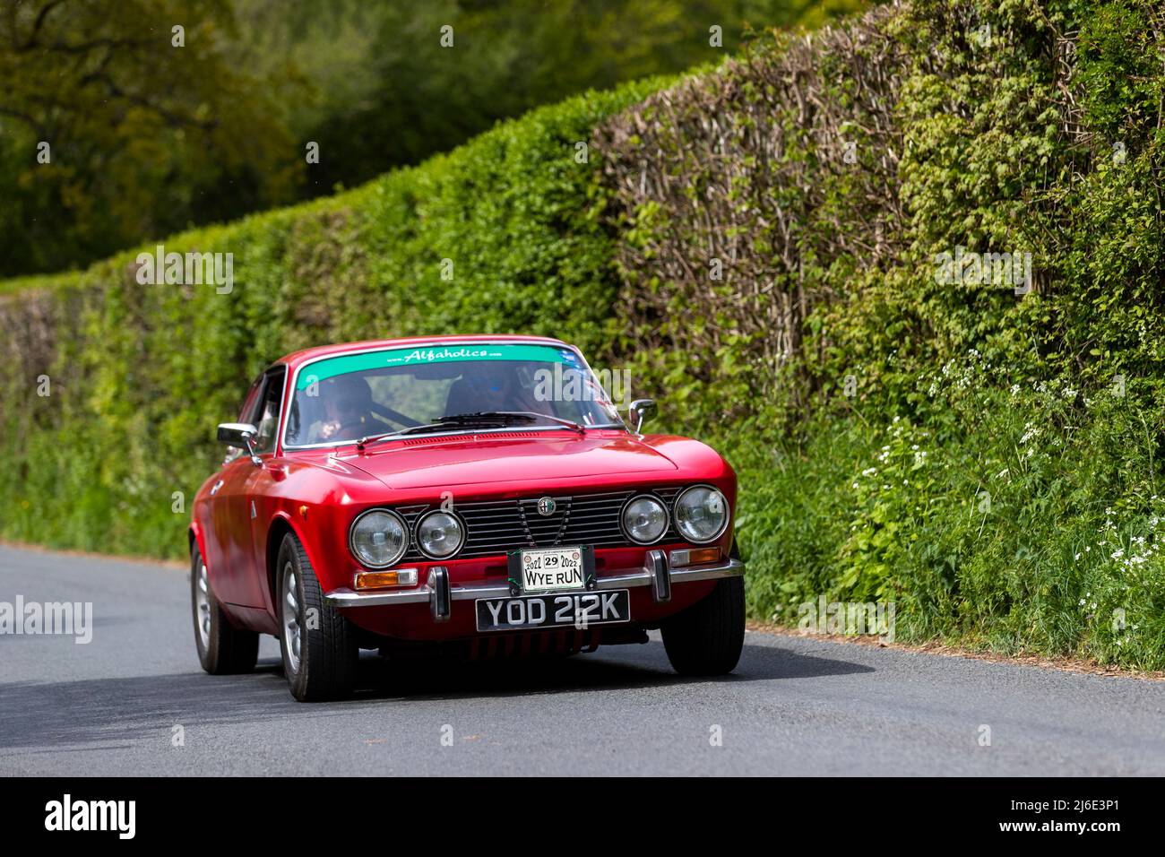 Various marques taking part in the classic cars springtime Rotary Club ...