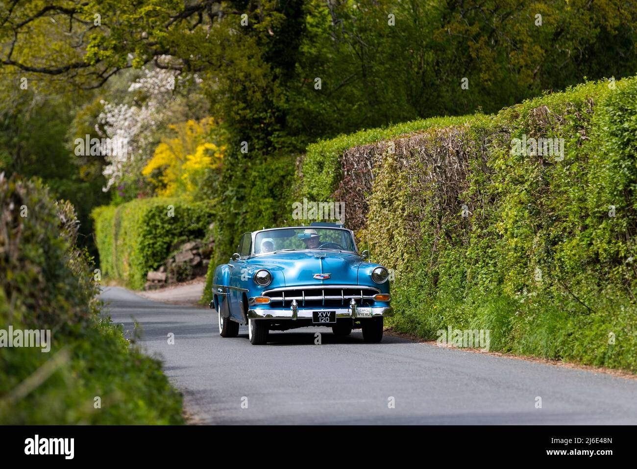 Various marques taking part in the classic cars springtime Rotary Club ...