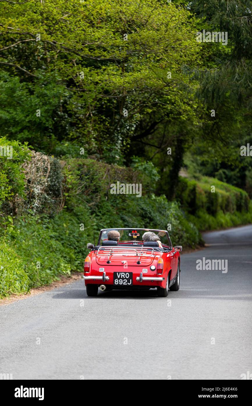 Various marques taking part in the classic cars springtime Rotary Club ...