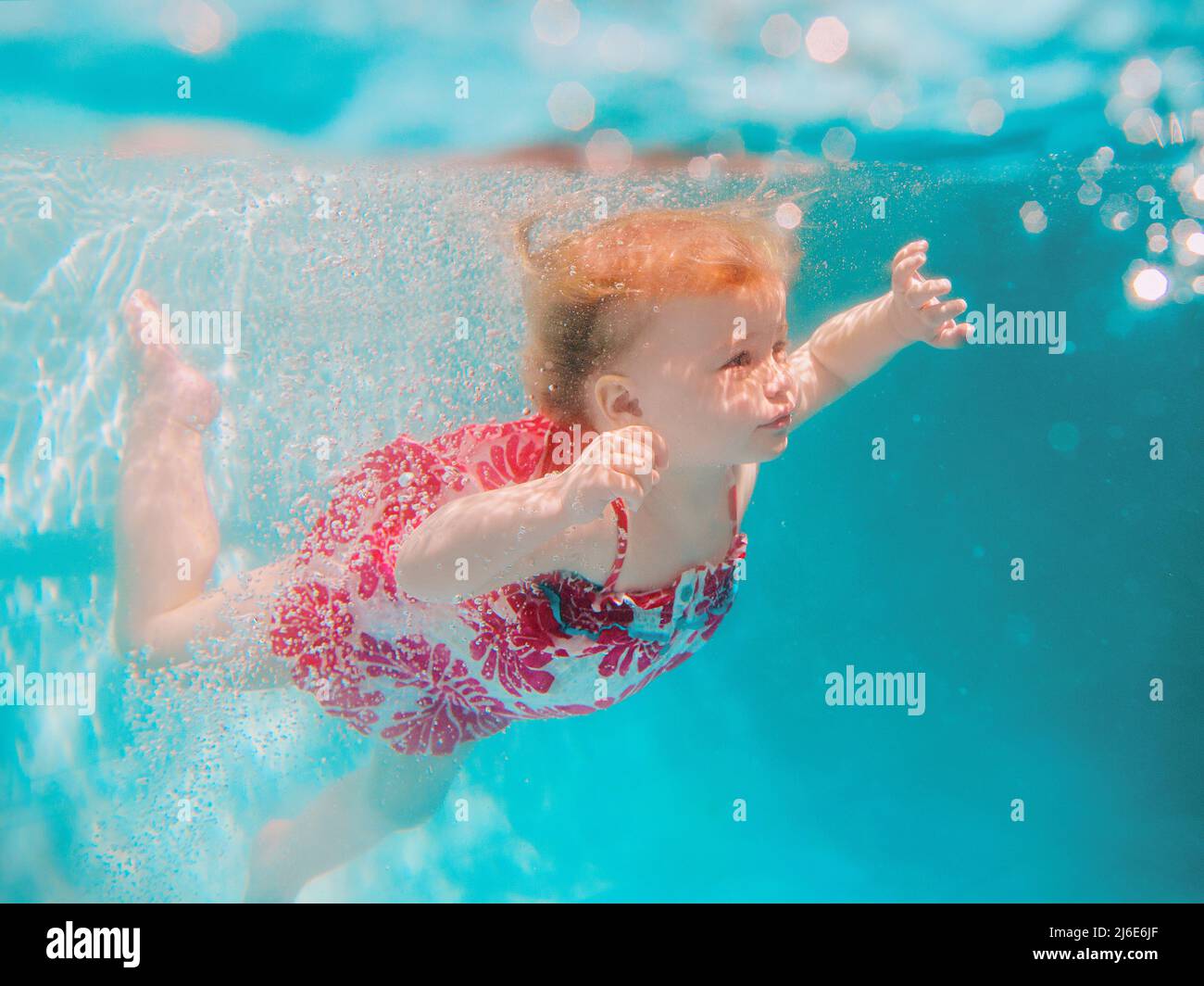Underwater water sports hi-res stock photography and images - Alamy