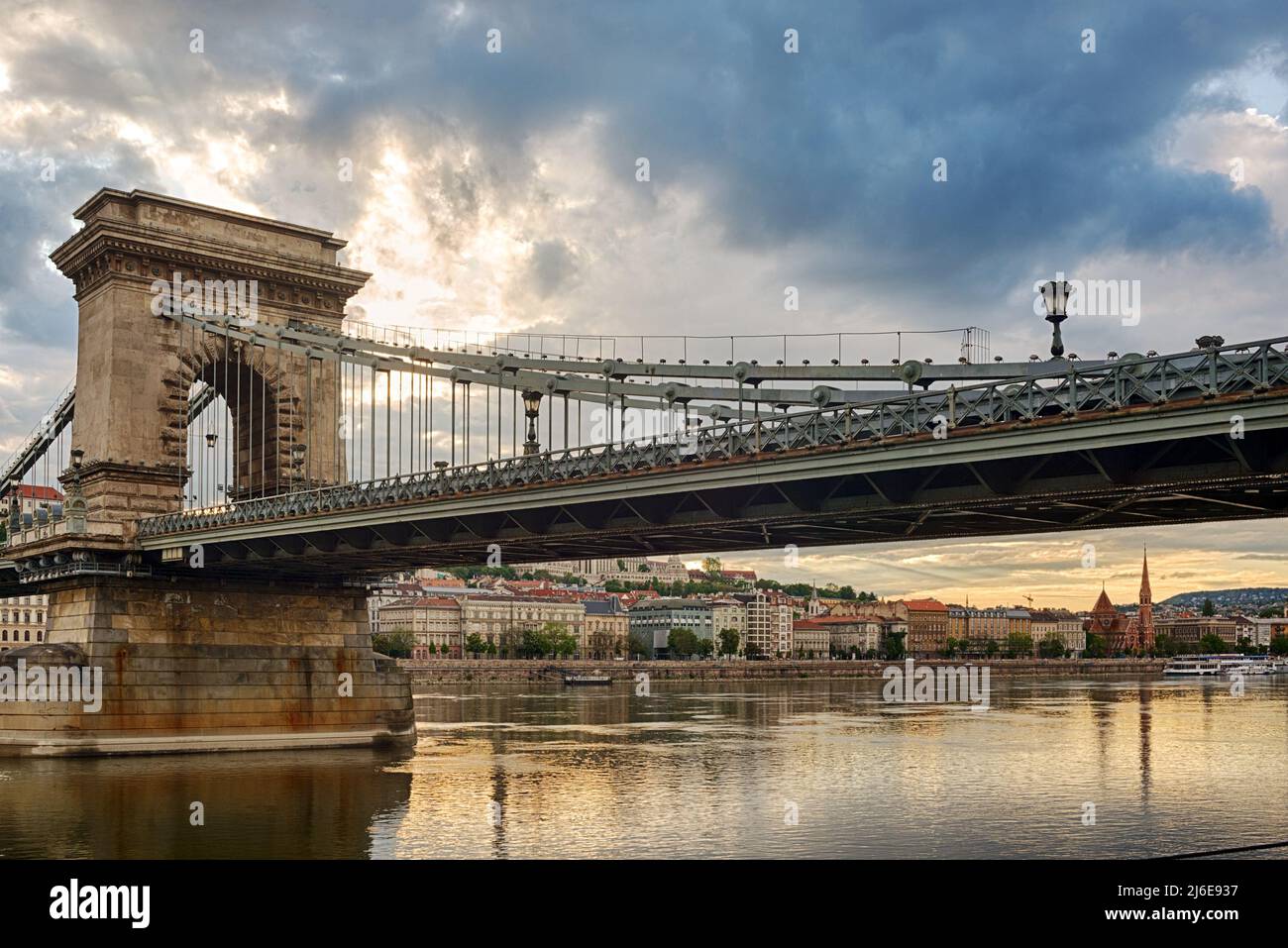 Chain bridge in Budapest Stock Photo - Alamy