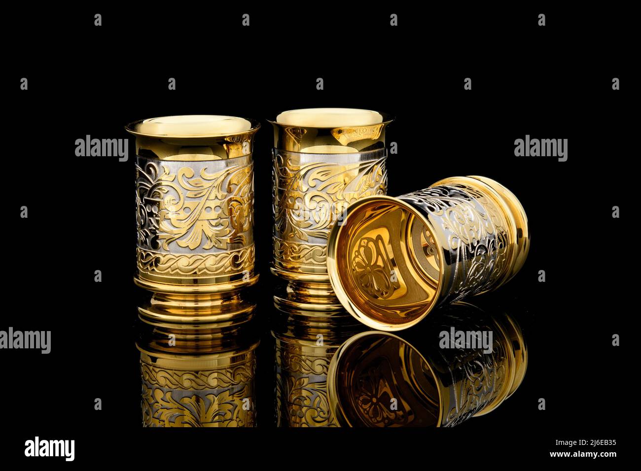 Medieval engraving pattern hi-res stock photography and images - Alamy