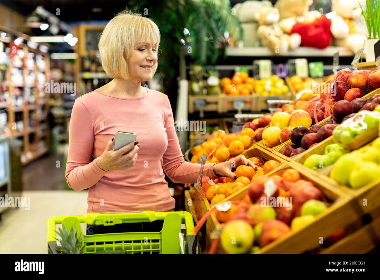 Customer activities hi-res stock photography and images - Alamy