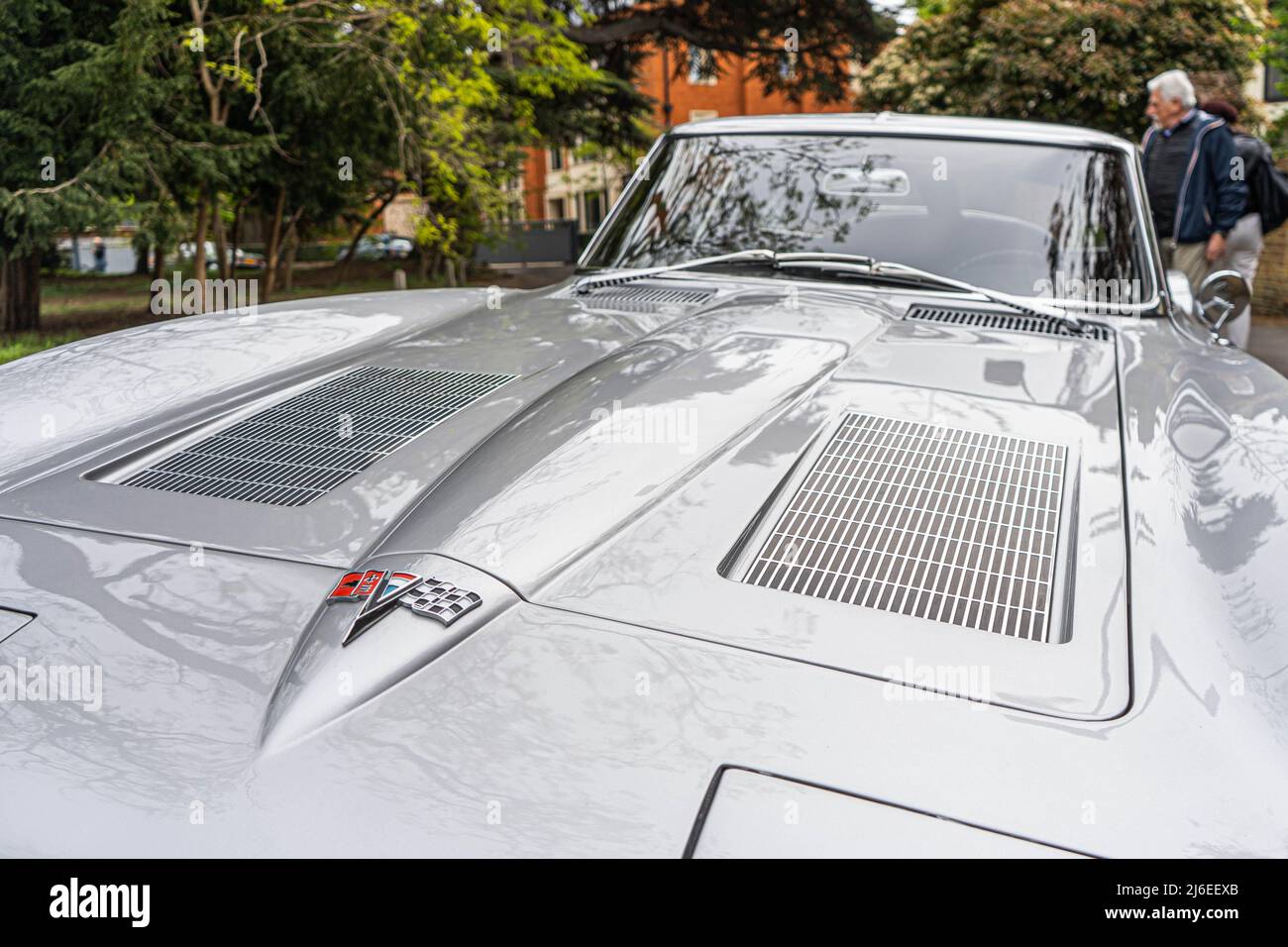 London UK, 1 May2022. A Corvette Stingray. Vintage car enthusiasts ...