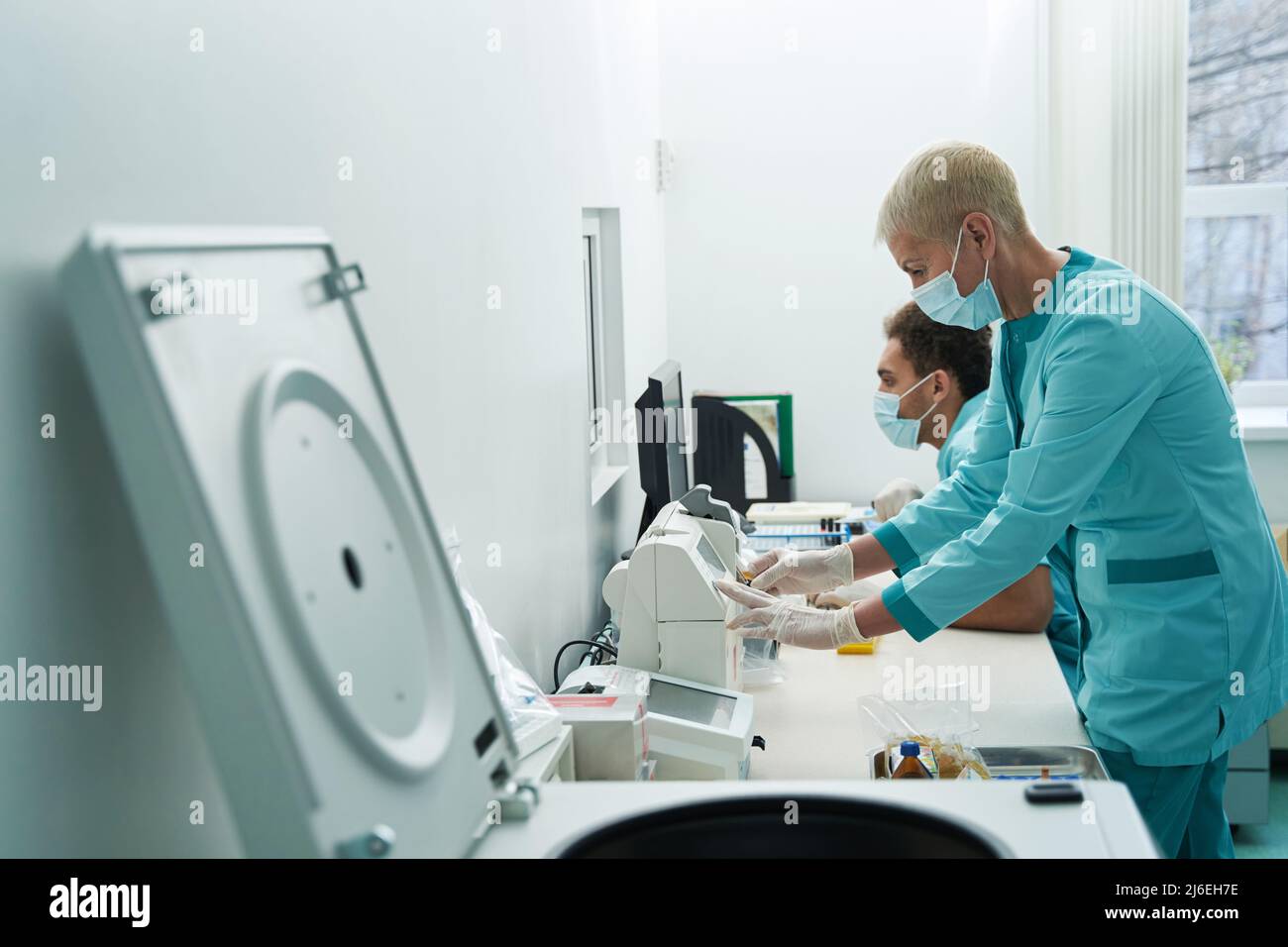 Laboratory gadgets hi-res stock photography and images - Alamy