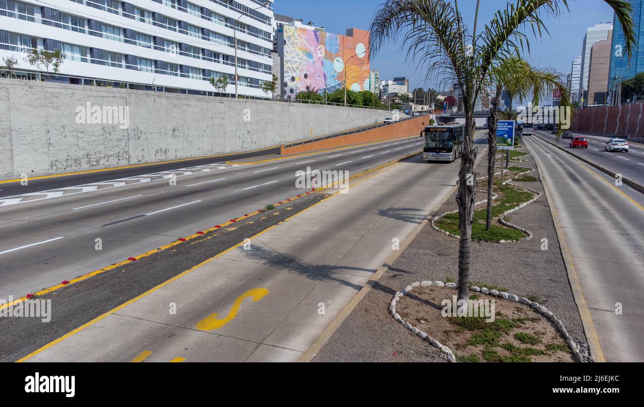 Lima transportation system hi-res stock photography and images - Alamy