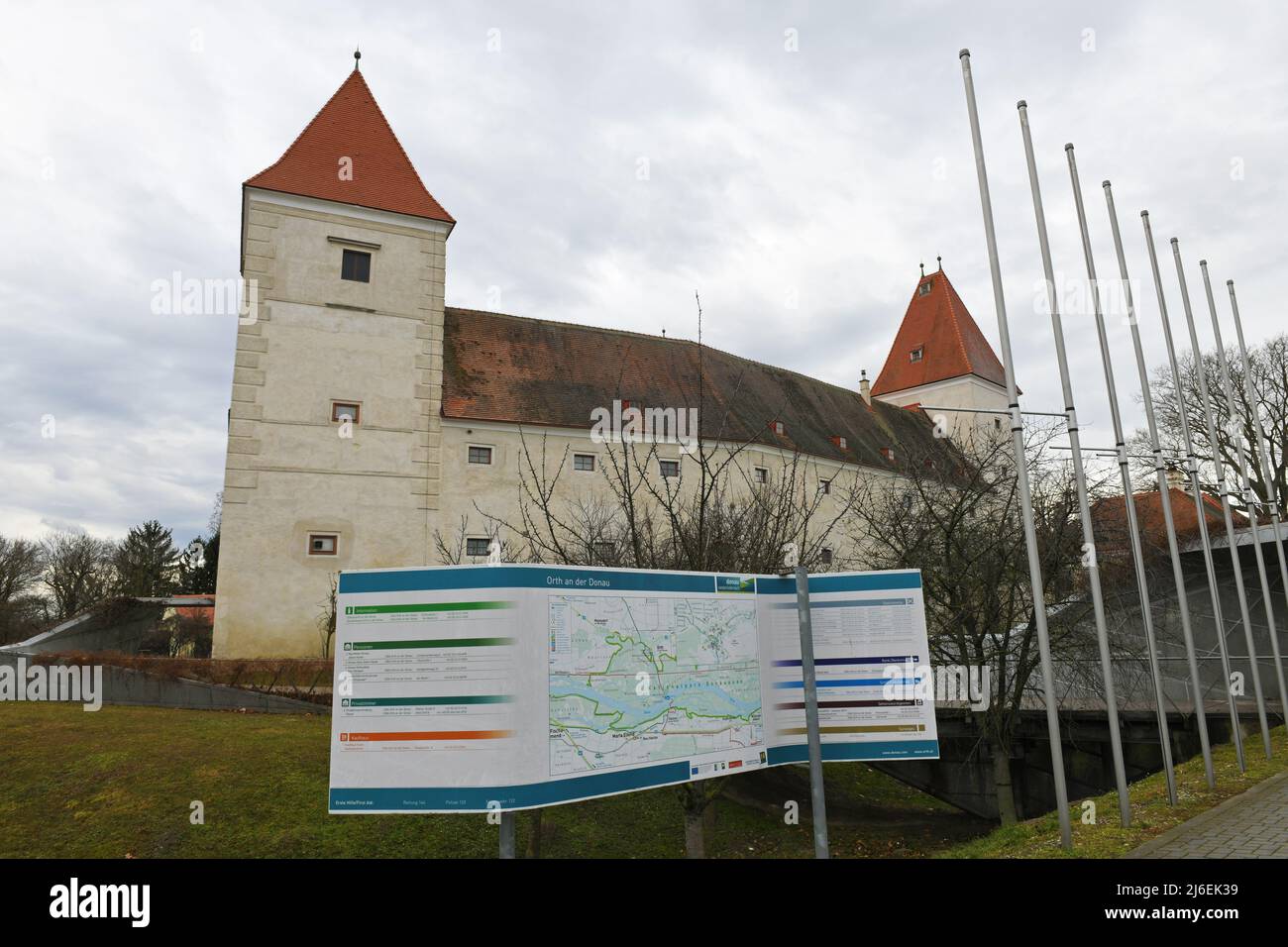 Schloss orth hi-res stock photography and images - Alamy