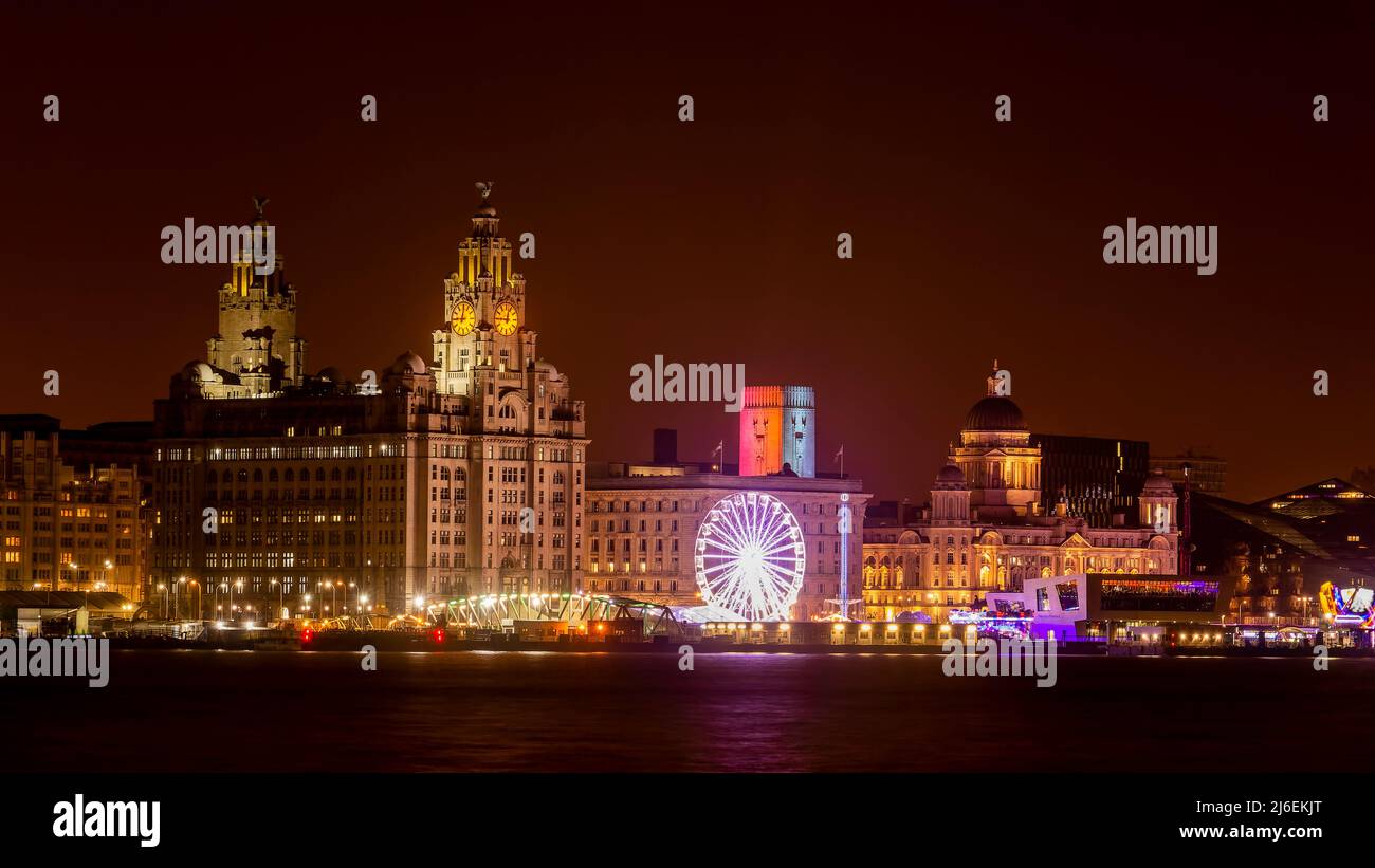 Liverpool riverfront hi-res stock photography and images - Alamy