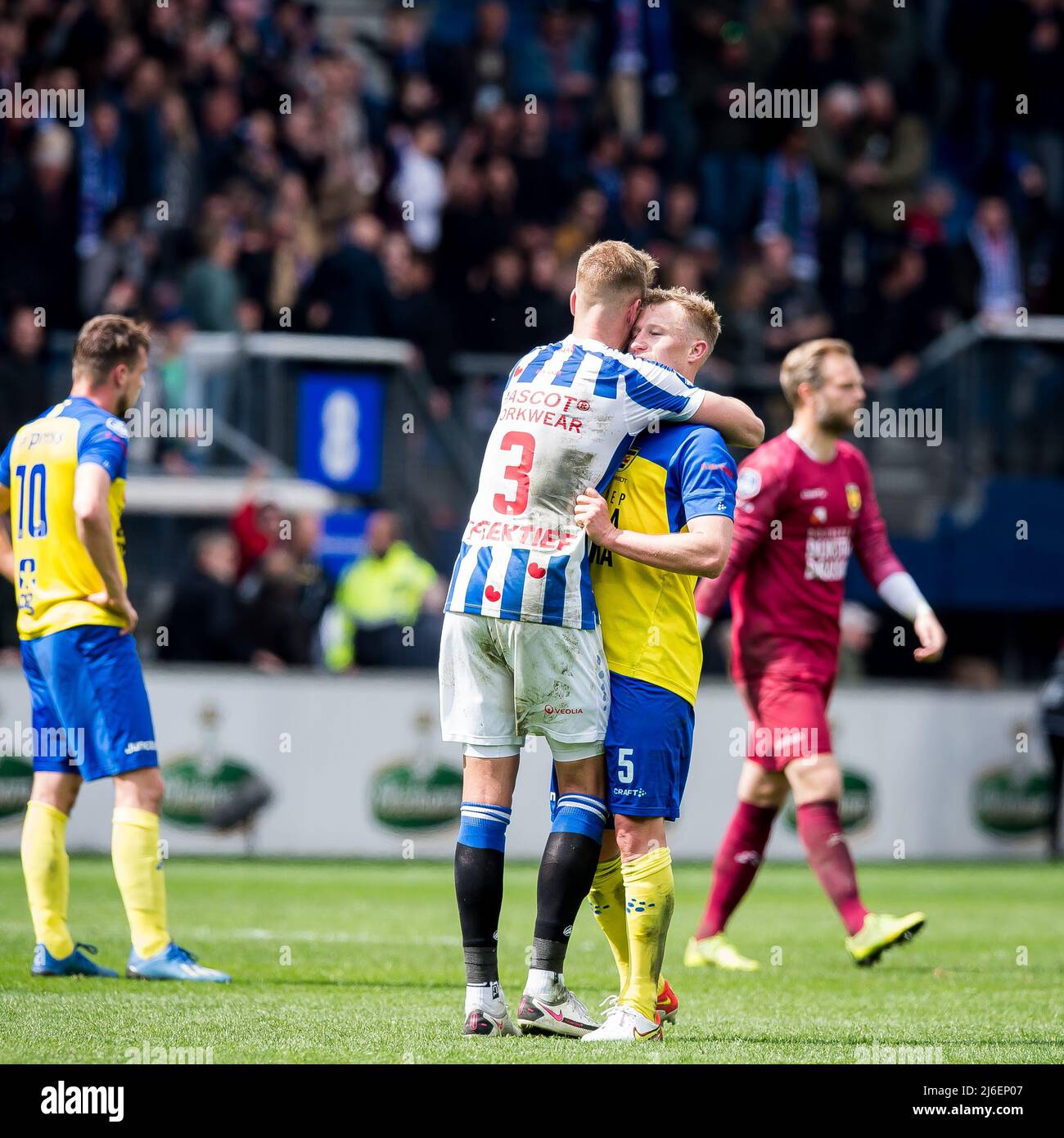 HeereNVEEN - (lr) Joost van Aken of SC Heerenveen and Doke Schmidt of ...