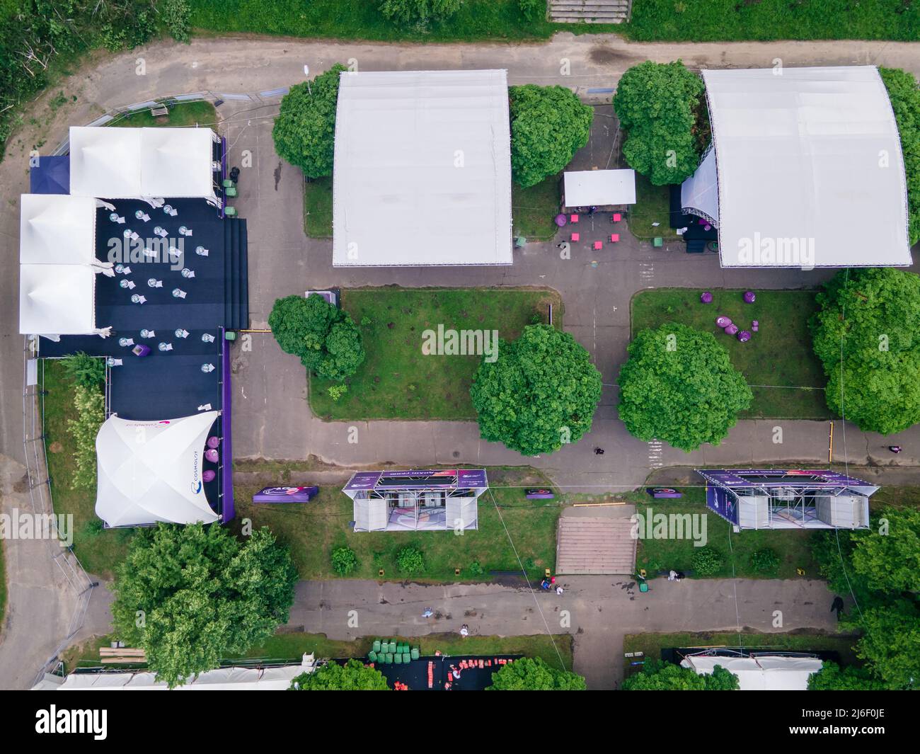 Crowd overhead view concert hi-res stock photography and images - Alamy