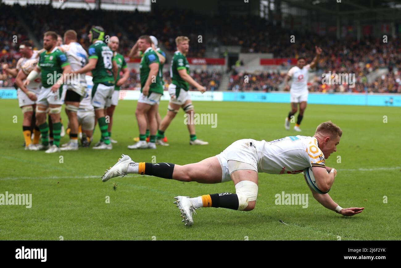 Wasps’ Charlie Atkinson scores a try during the Gallagher Premiership ...