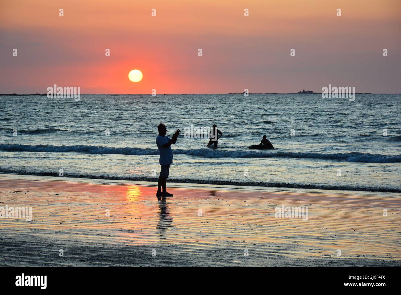 Beautiful sunset at Chaung Thar Beach, Myanmar Stock Photo - Alamy