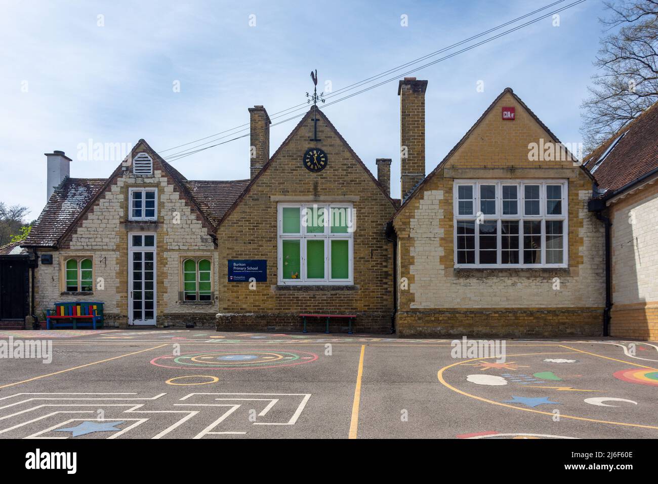 Buriton Primary School, High Street, Buriton, Hampshire, England ...