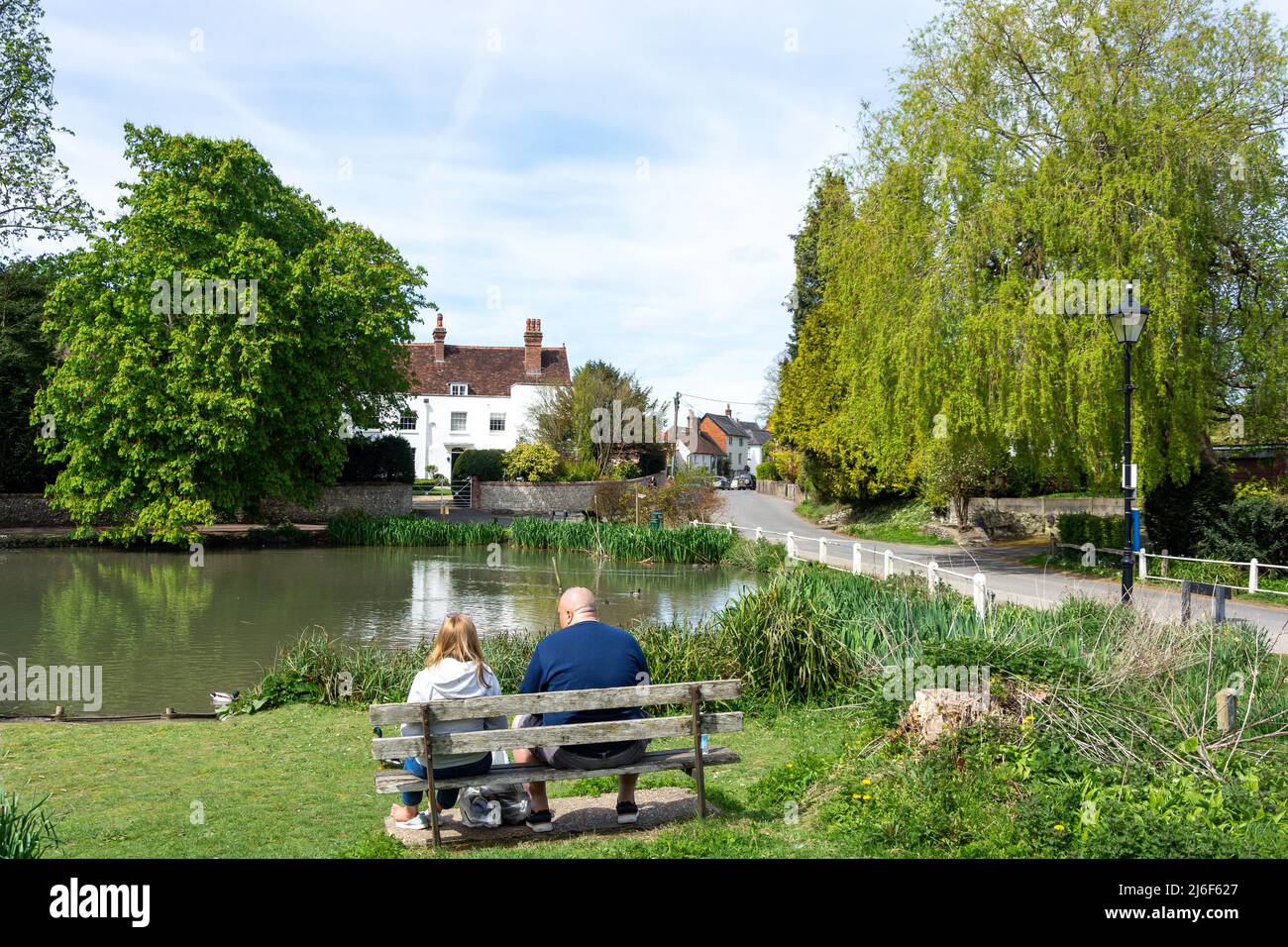 Buriton pond couple seat seated reeds local high street buriton hi-res ...