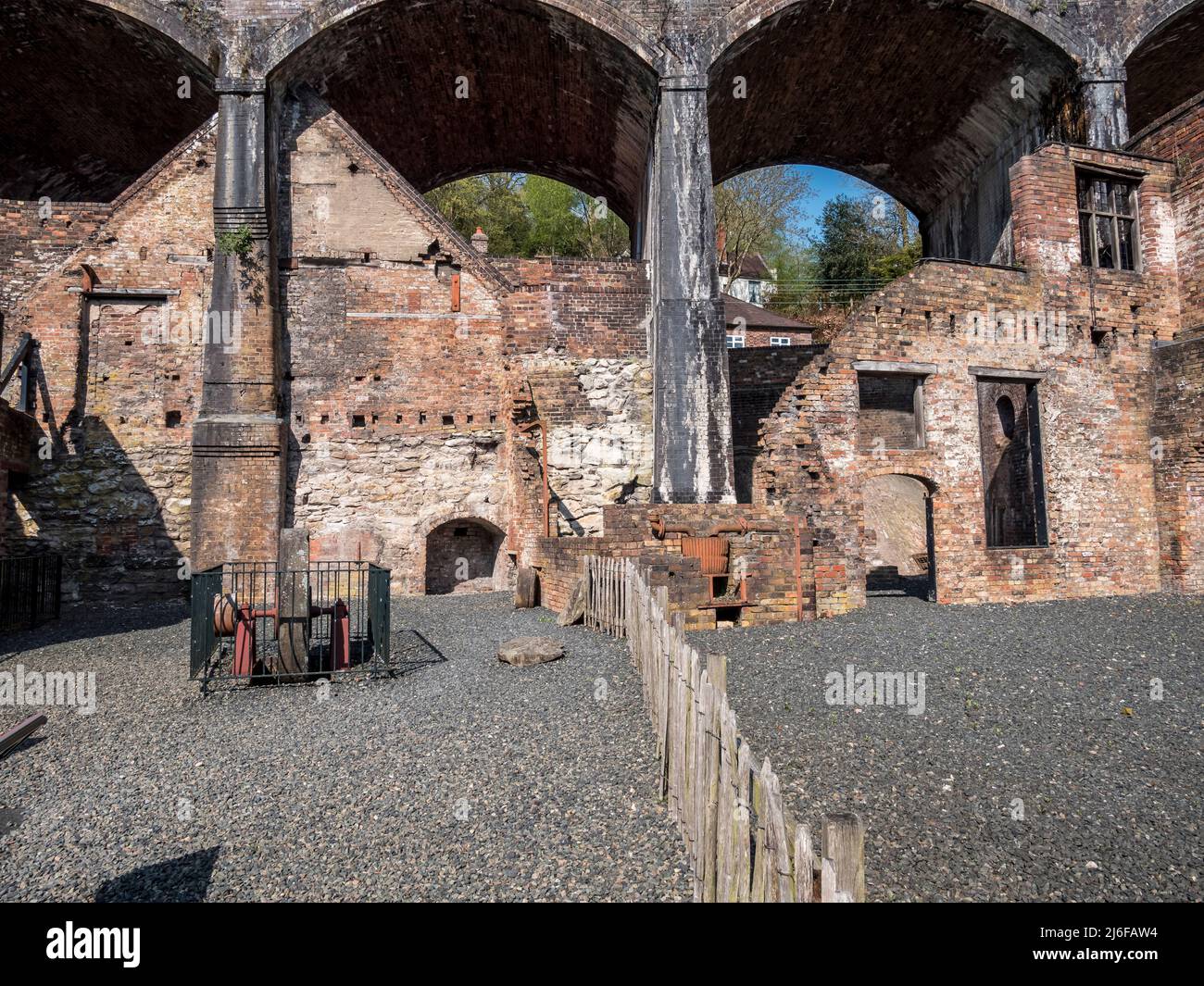 Coalbrookdale industrial buildings hi-res stock photography and images ...