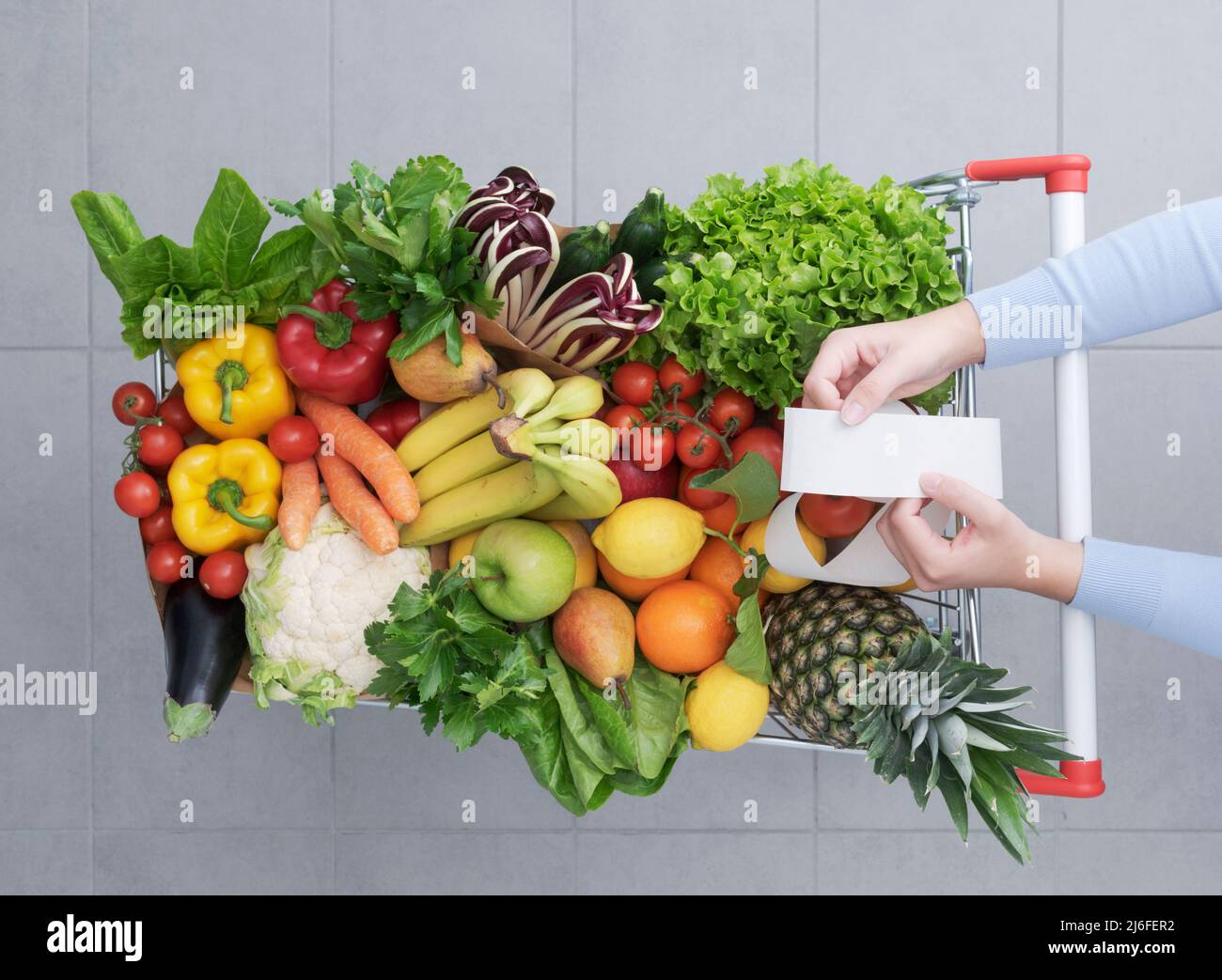 Grocery list fruits and vegetables hi-res stock photography and images - Alamy