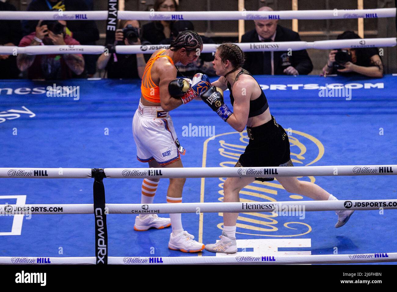 Amanda serrano katie taylor msg hi-res stock photography and images - Alamy