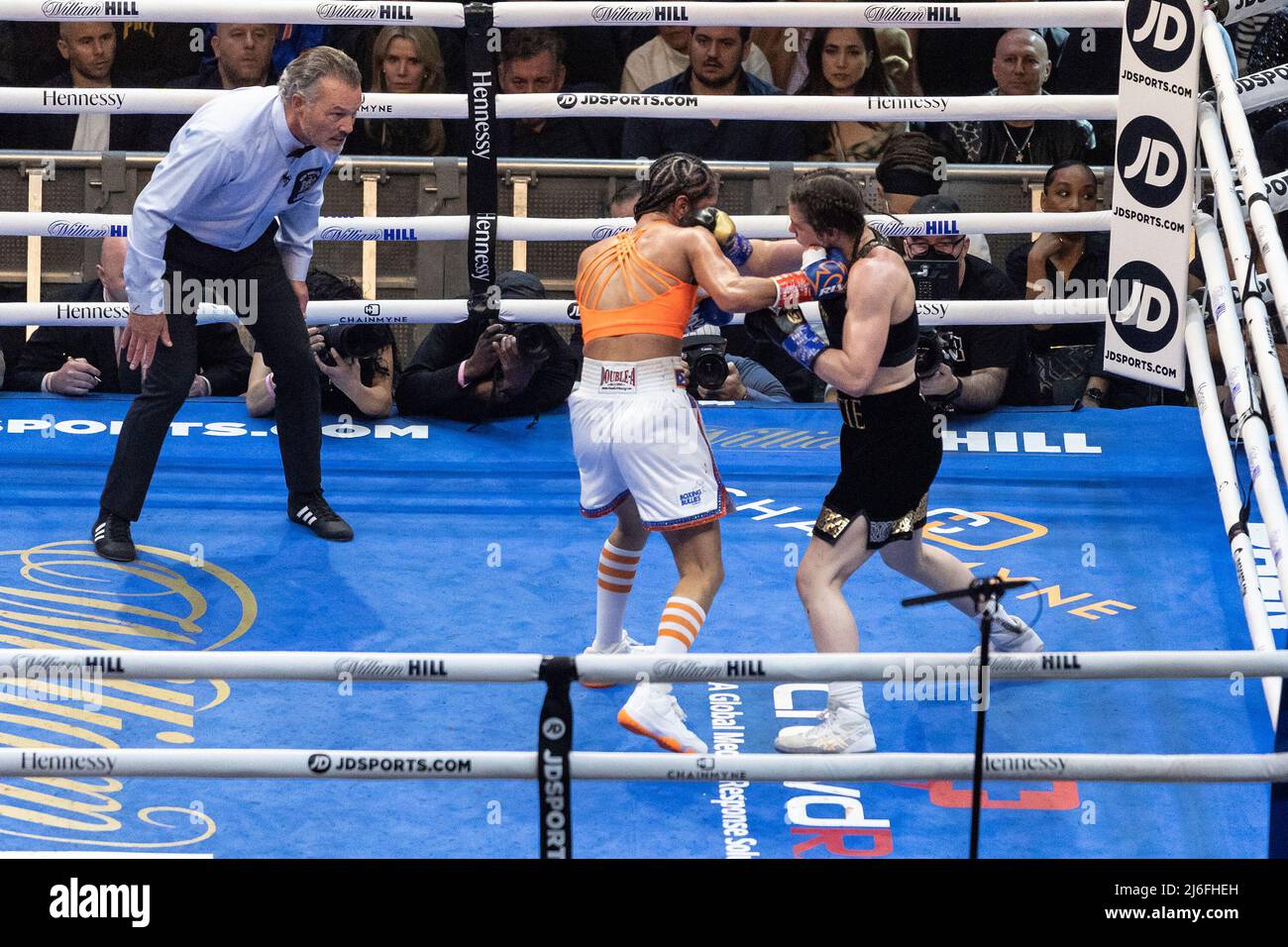 Amanda serrano katie taylor msg hi-res stock photography and images - Alamy