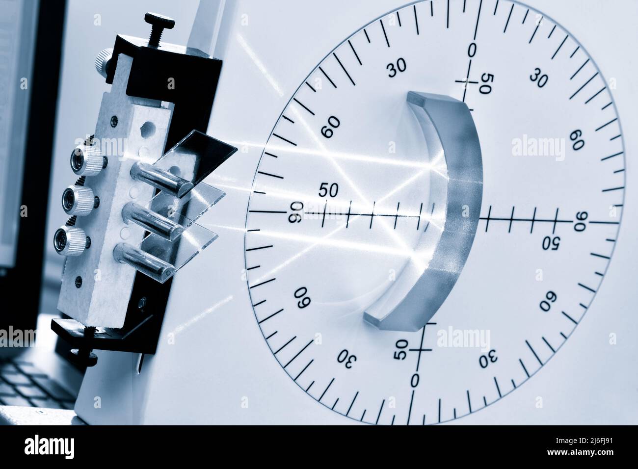 Lasers in a quantum optics lab Stock Photo - Alamy