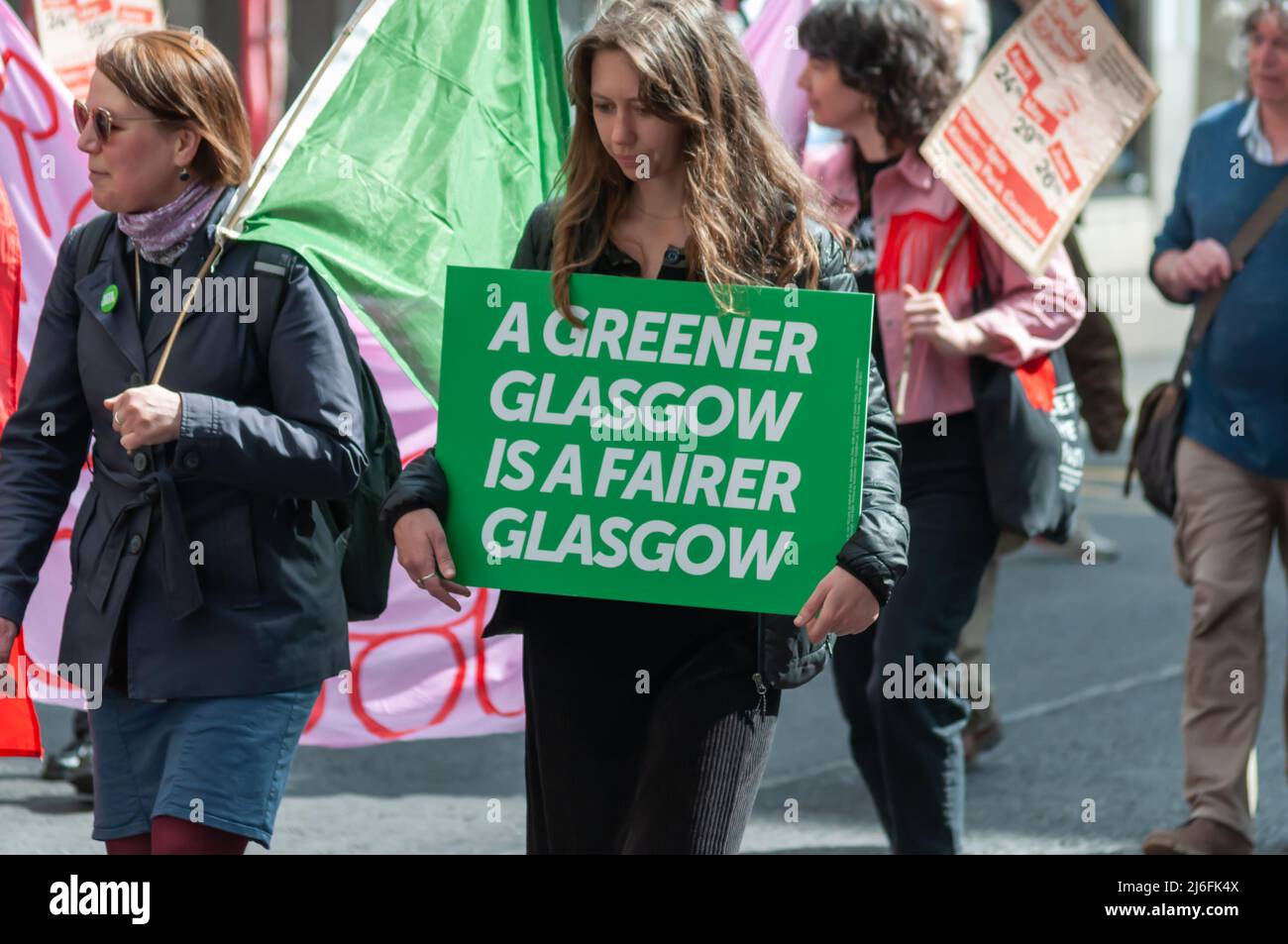 Glasgow, Scotland, UK. 1st May, 2022. Campaigners march through the ...