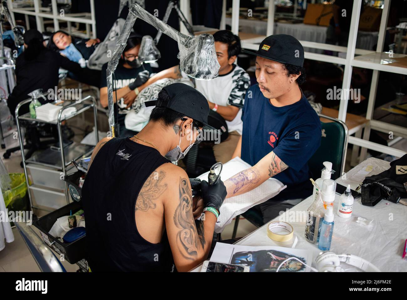 Tattoo convention contest competition hi-res stock photography and ...
