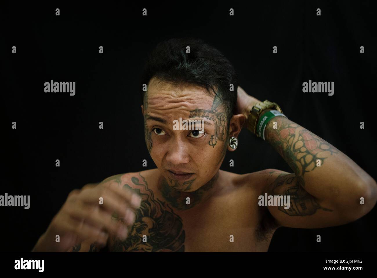 Tattoo convention contest competition hi-res stock photography and ...