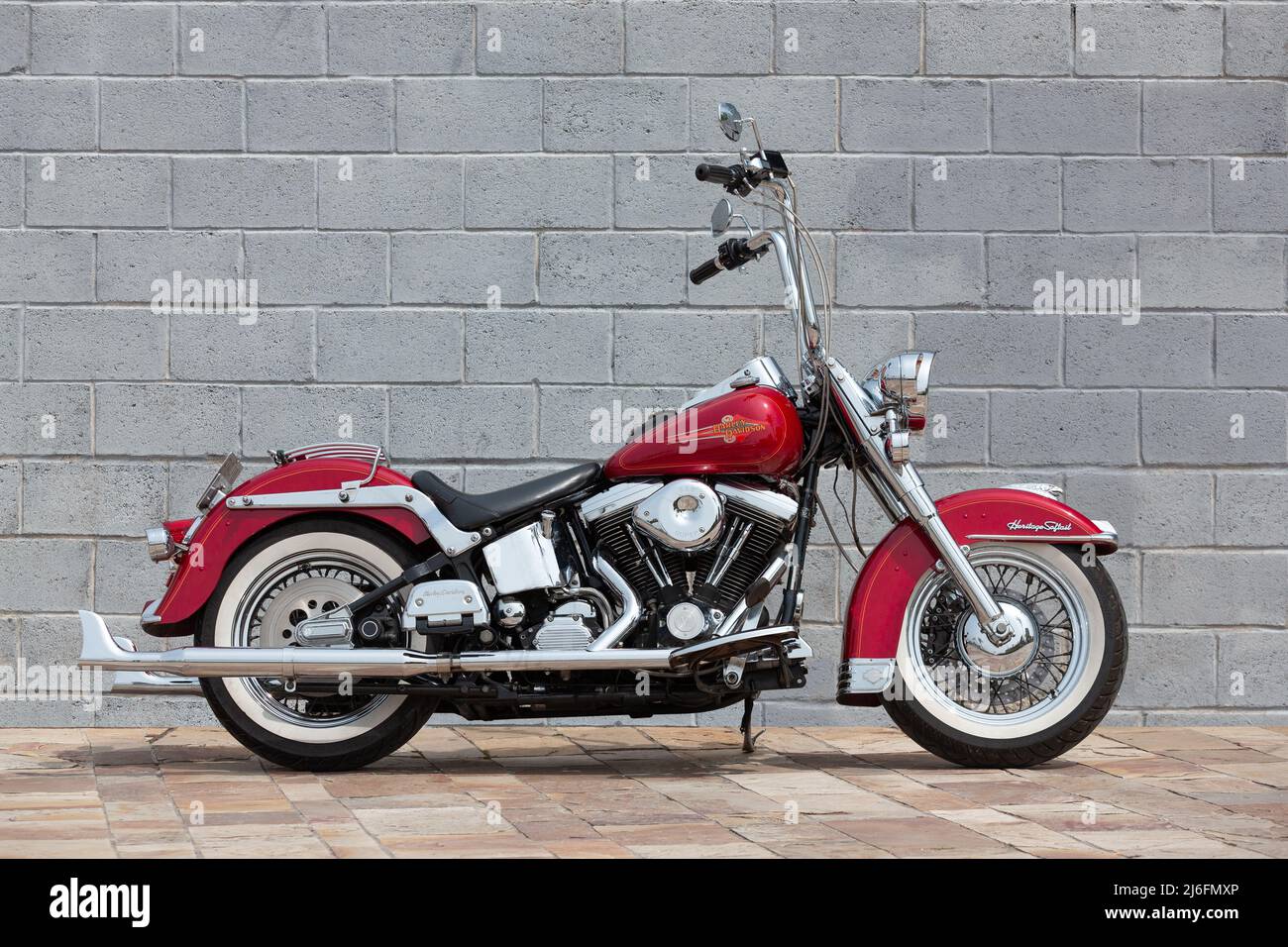 Custom Harley Davidson Heritage Softail