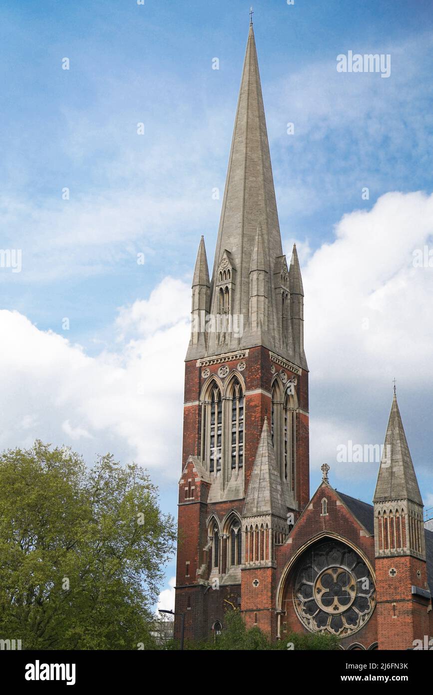 St augustines kilburn church hi-res stock photography and images - Alamy