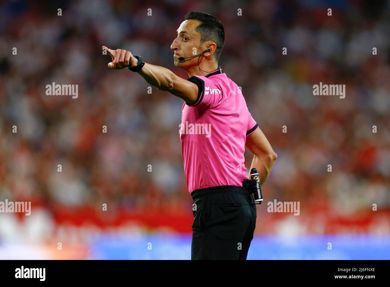 The referee Jose Maria Sanchez Martinez during the La Liga match ...