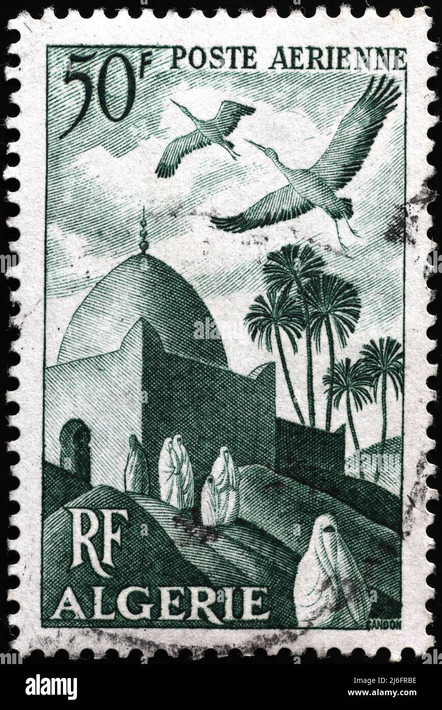 Postage stamp algeria hi-res stock photography and images - Alamy