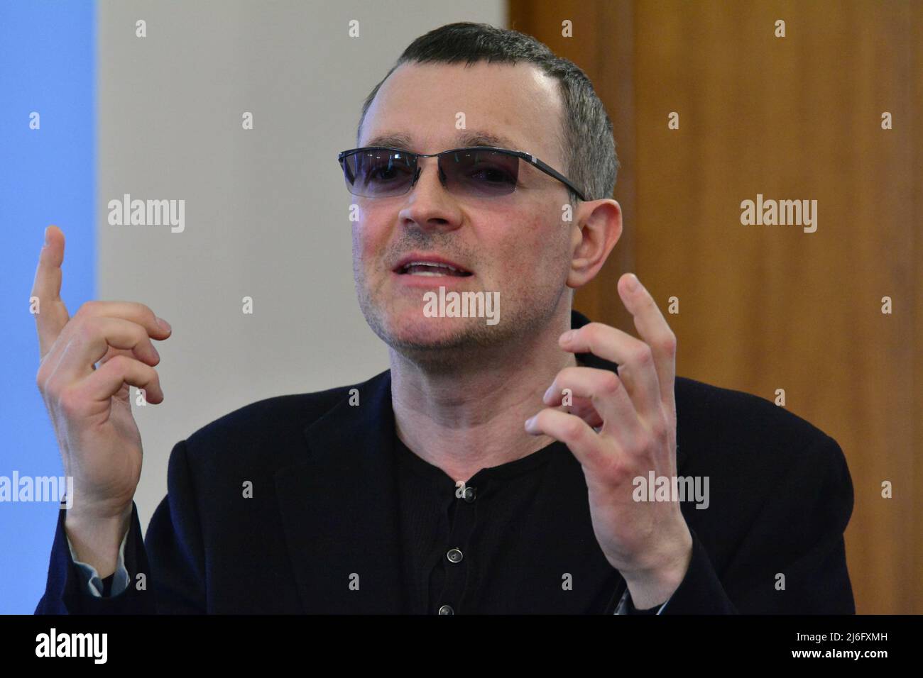 Big press conference of the Sphere theater on the problem of merging ...