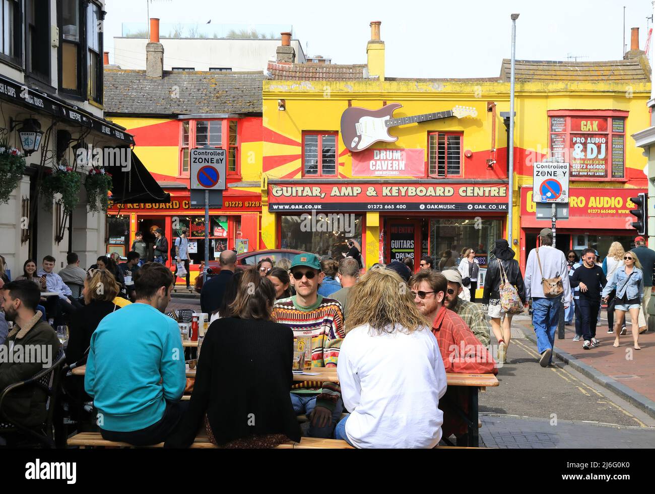 Brighton murals hi-res stock photography and images - Alamy