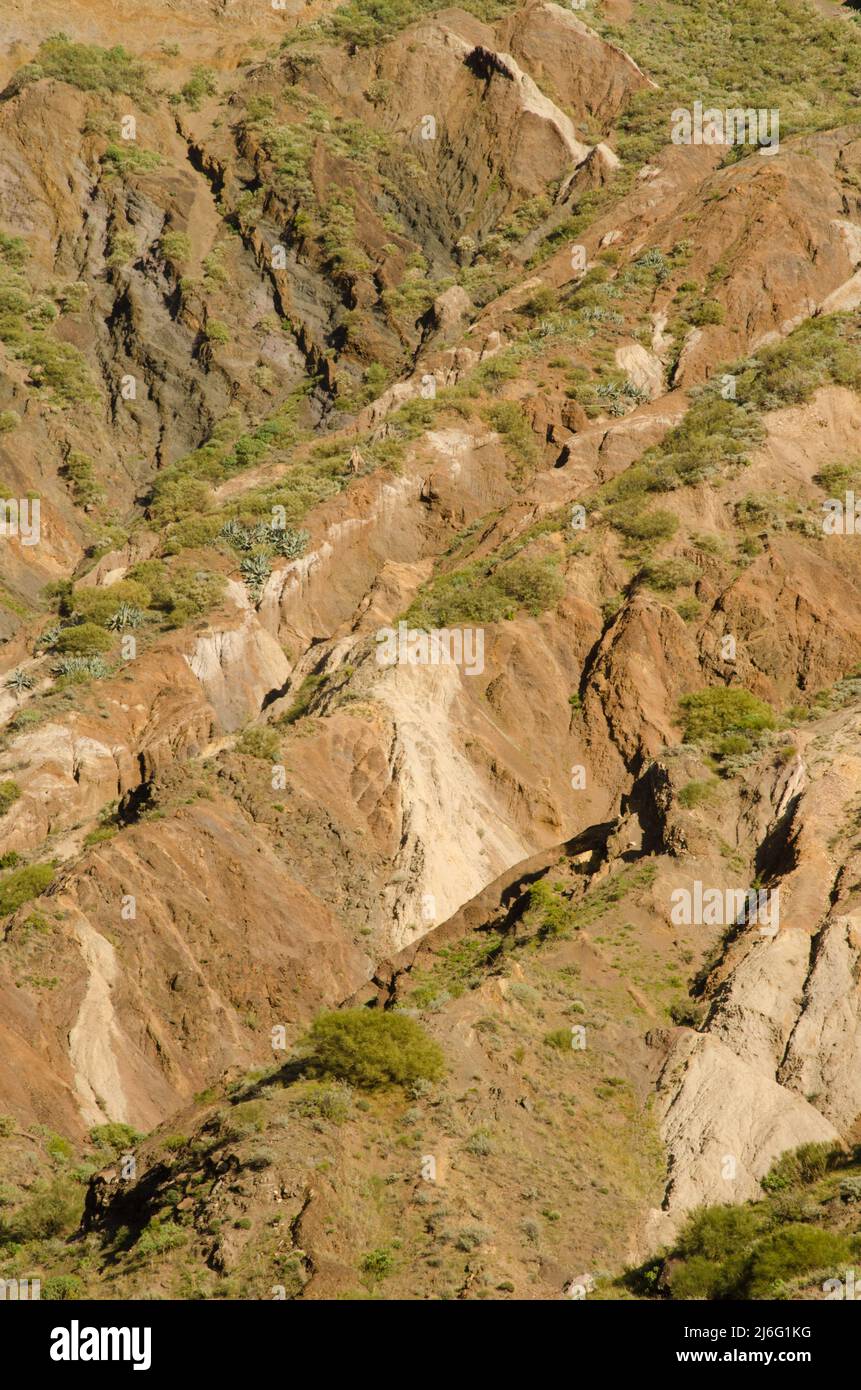 Strata layers different colours hi-res stock photography and images - Alamy