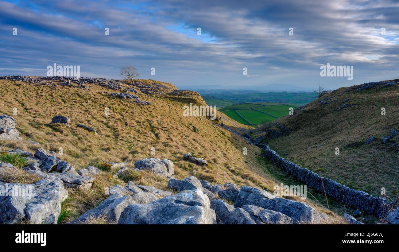Malham cove gordale bridge hi-res stock photography and images - Alamy