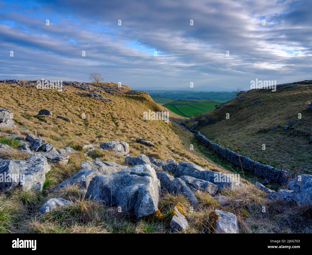 Malham cove gordale bridge hi-res stock photography and images - Alamy