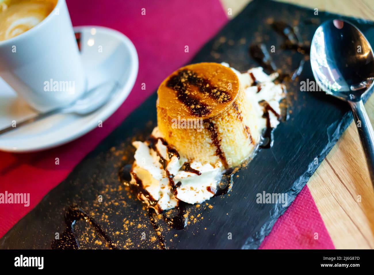 Flan catalan hi-res stock photography and images - Alamy