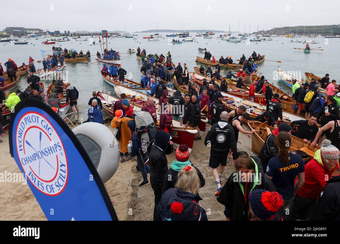 World pilot gig championships hugh town hi-res stock photography and ...