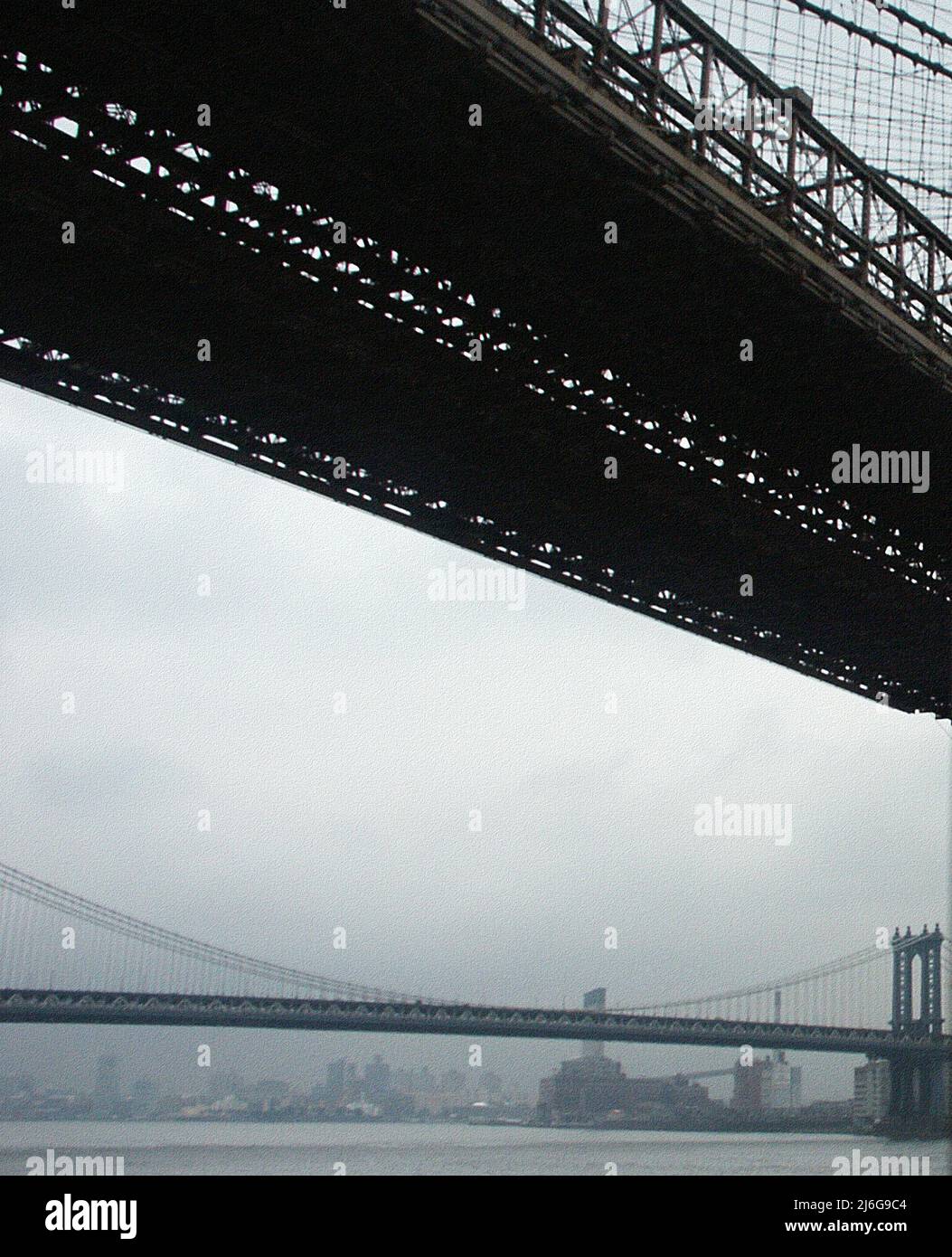 Manhattan bridge. Mono chrome image Stock Photo - Alamy