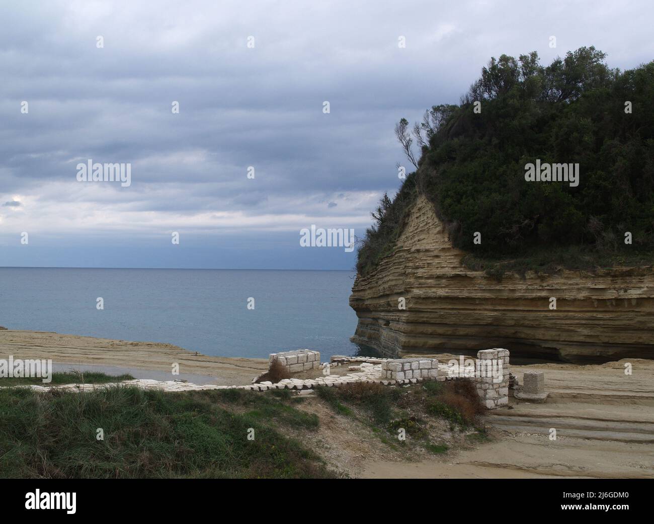 Natural sandstone cliffs at Canal D'Amour, Sidari, Corfu, Greece Stock ...