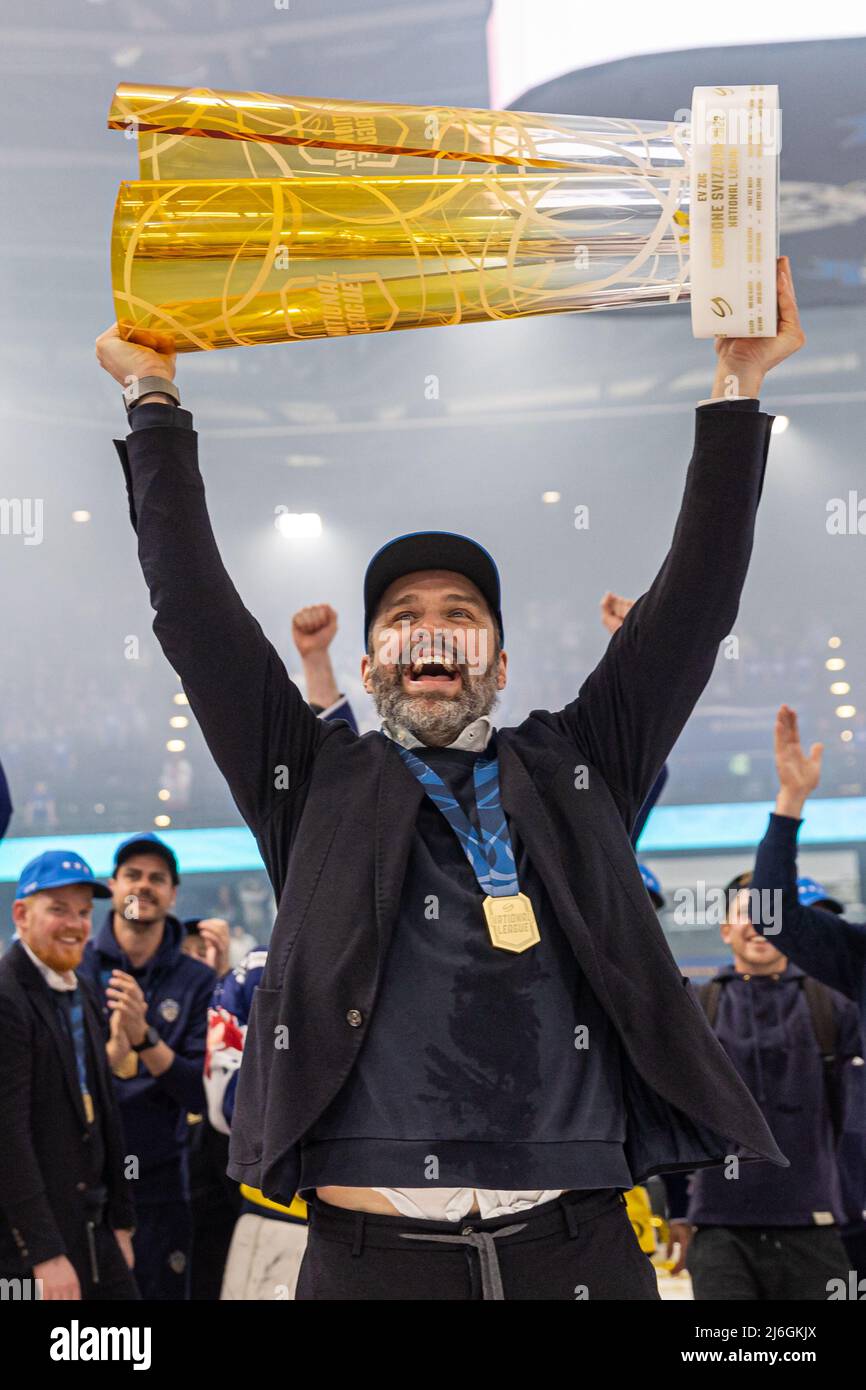 Assistant coach Josh Holden (EV Zug) during the National League Playoff ...