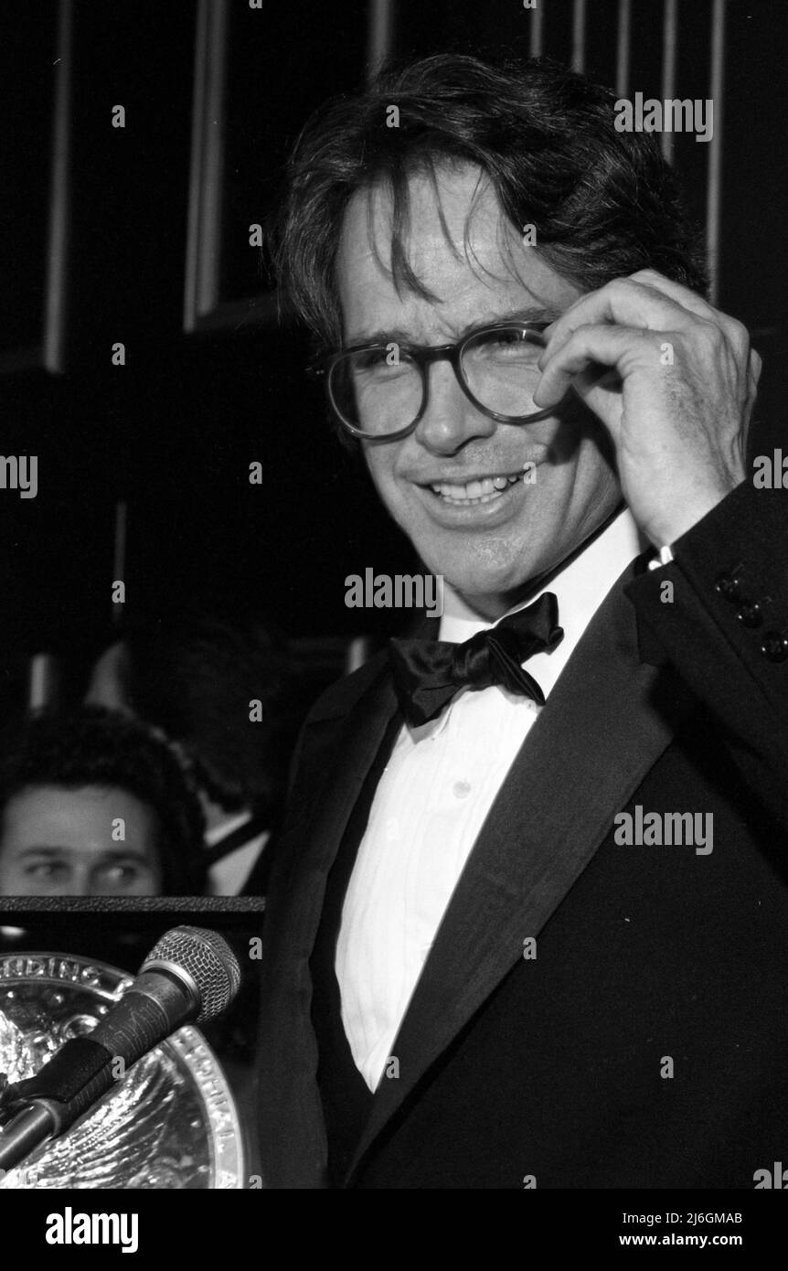 Warren Beatty named Best Director at the 34th Directors Guild of ...