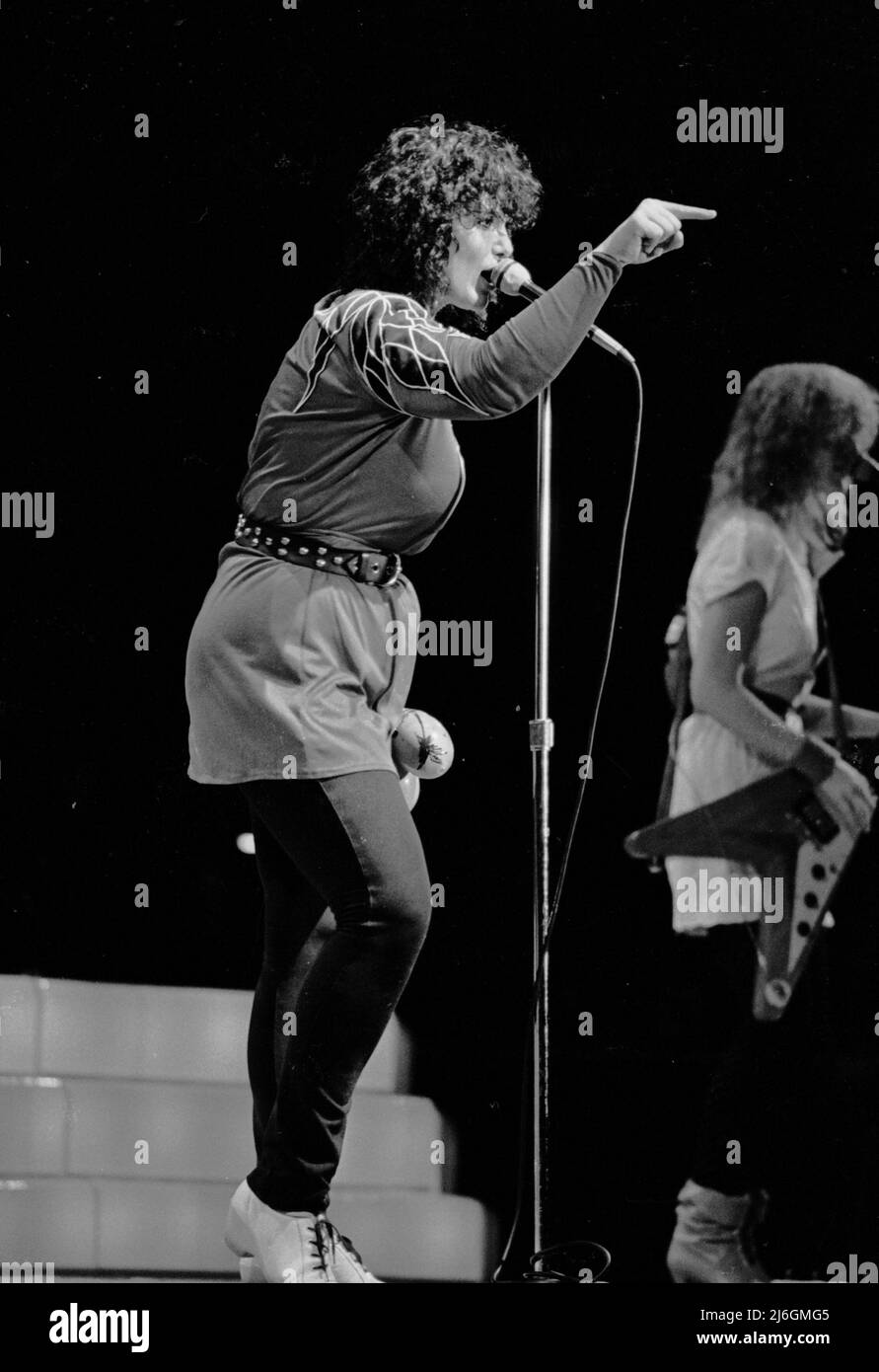 Nancy wilson heart 1983 hi-res stock photography and images - Alamy