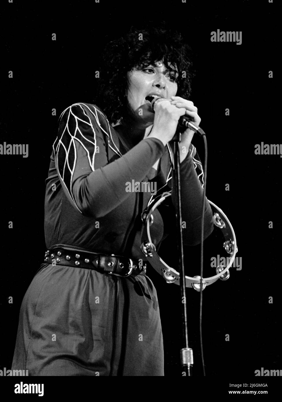 Heart - Nancy Wilson performs on Solid Gold in 1983 Credit: Ron Wolfson ...
