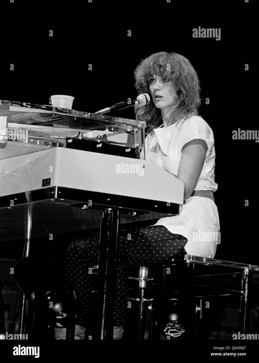 Heart - Ann Wilson performs on Solid Gold in 1983 Credit: Ron Wolfson ...