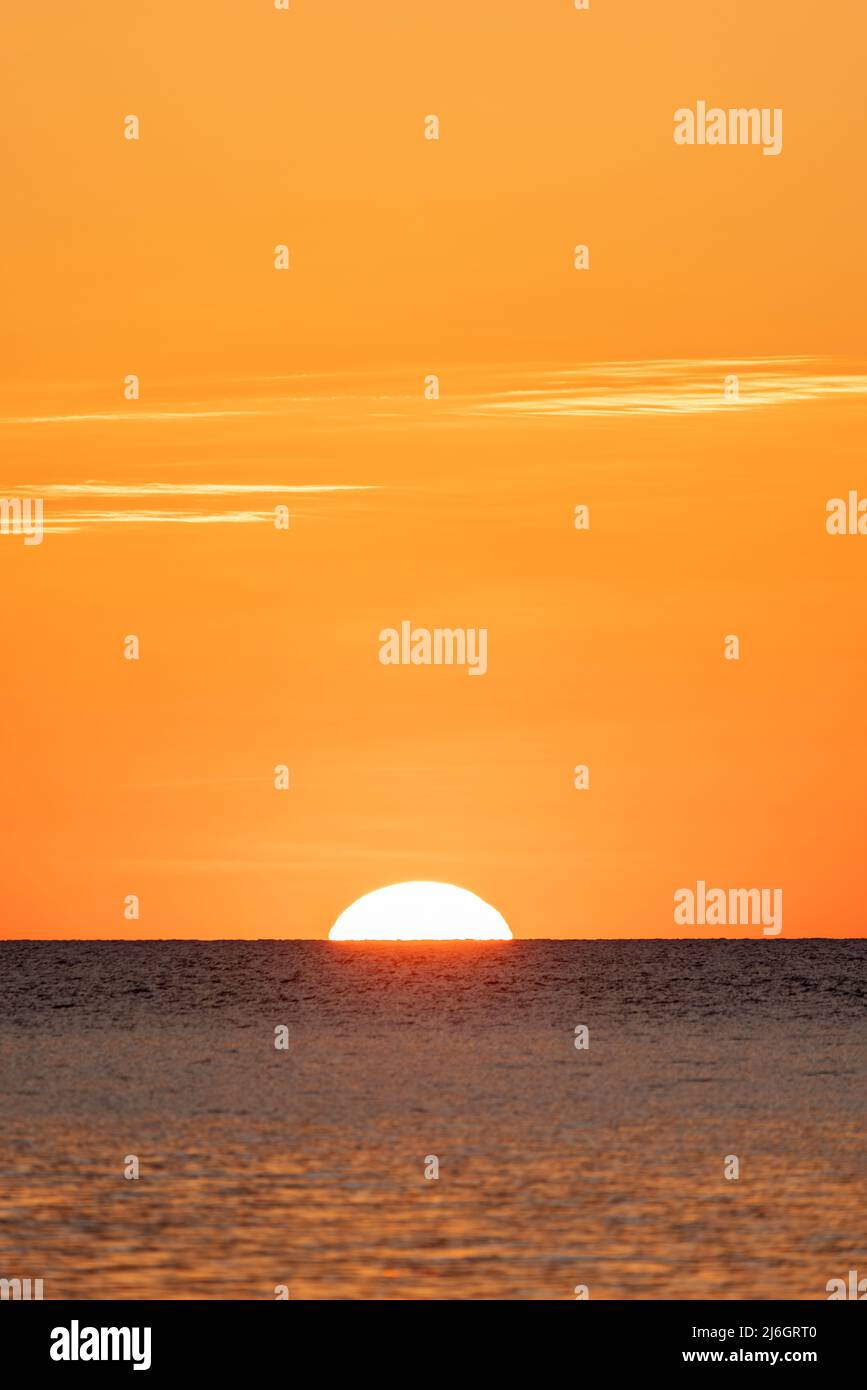 Water sunset above close up hi-res stock photography and images - Alamy