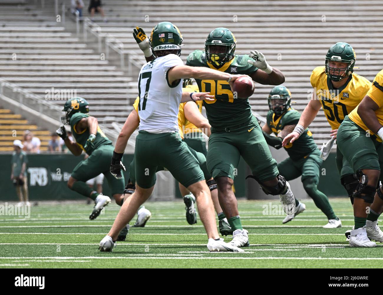 April 23 2022: Baylor Bears defensive lineman Gabe Hall (95) pressures ...