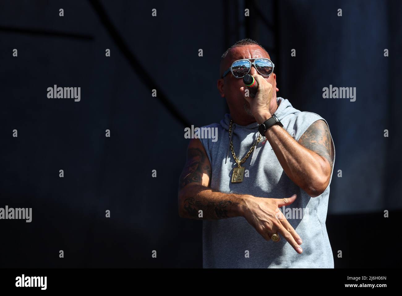 Sao Paulo, Brazil. 01st May, 2022. Dexter brazilian singer during an ...