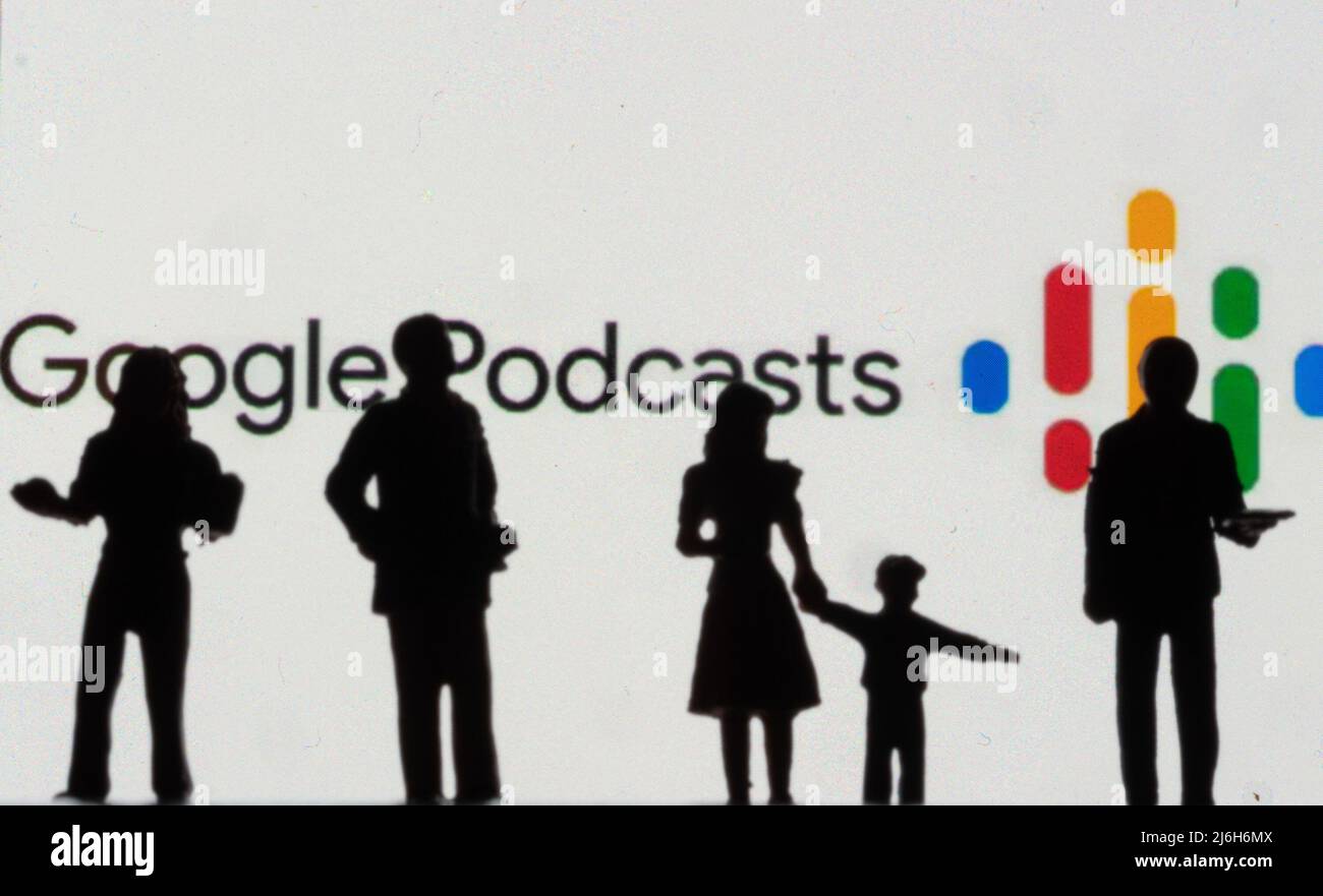 Podcast on smartphone illustration hi-res stock photography and images ...